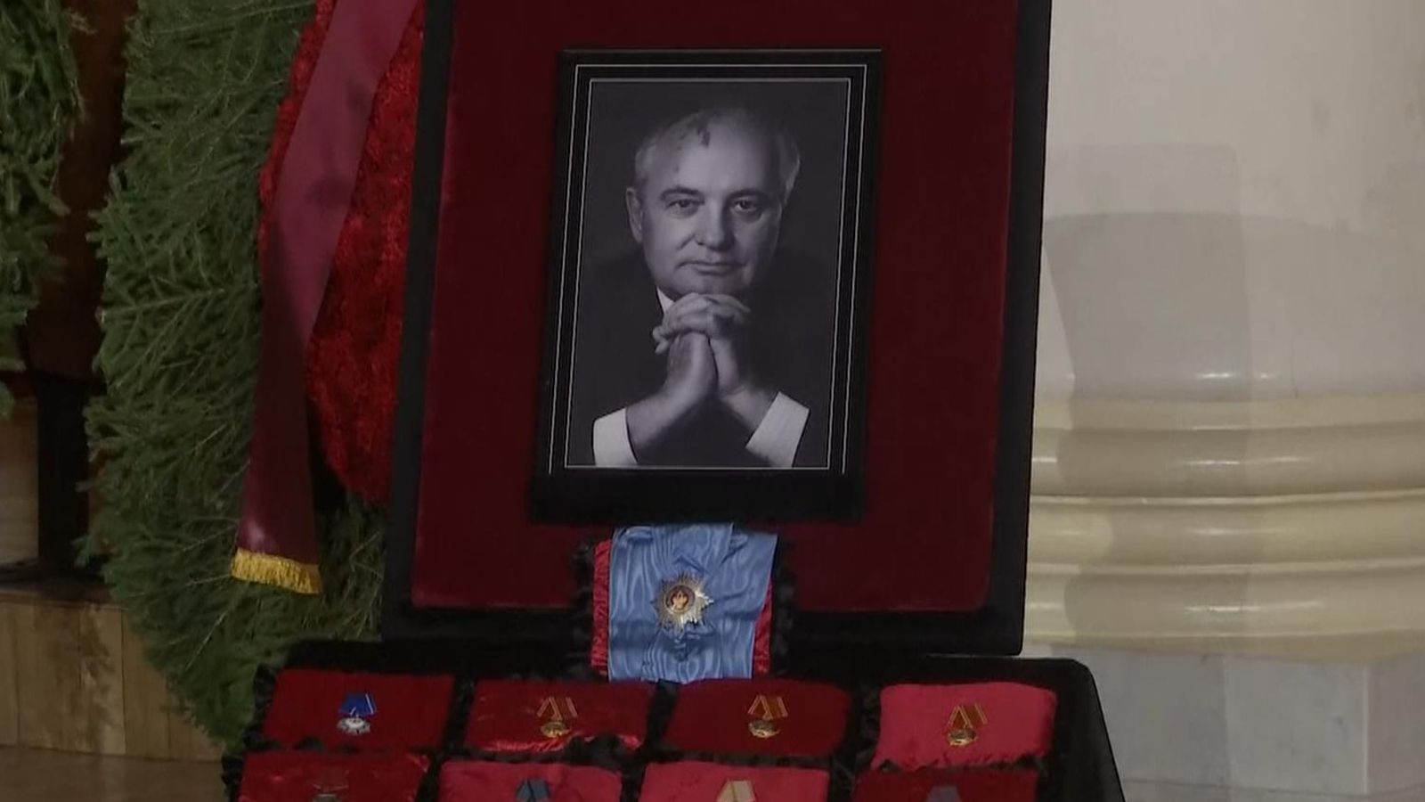 Mourners visit Mikhail Gorbachev's open coffin in Moscow | World News ...