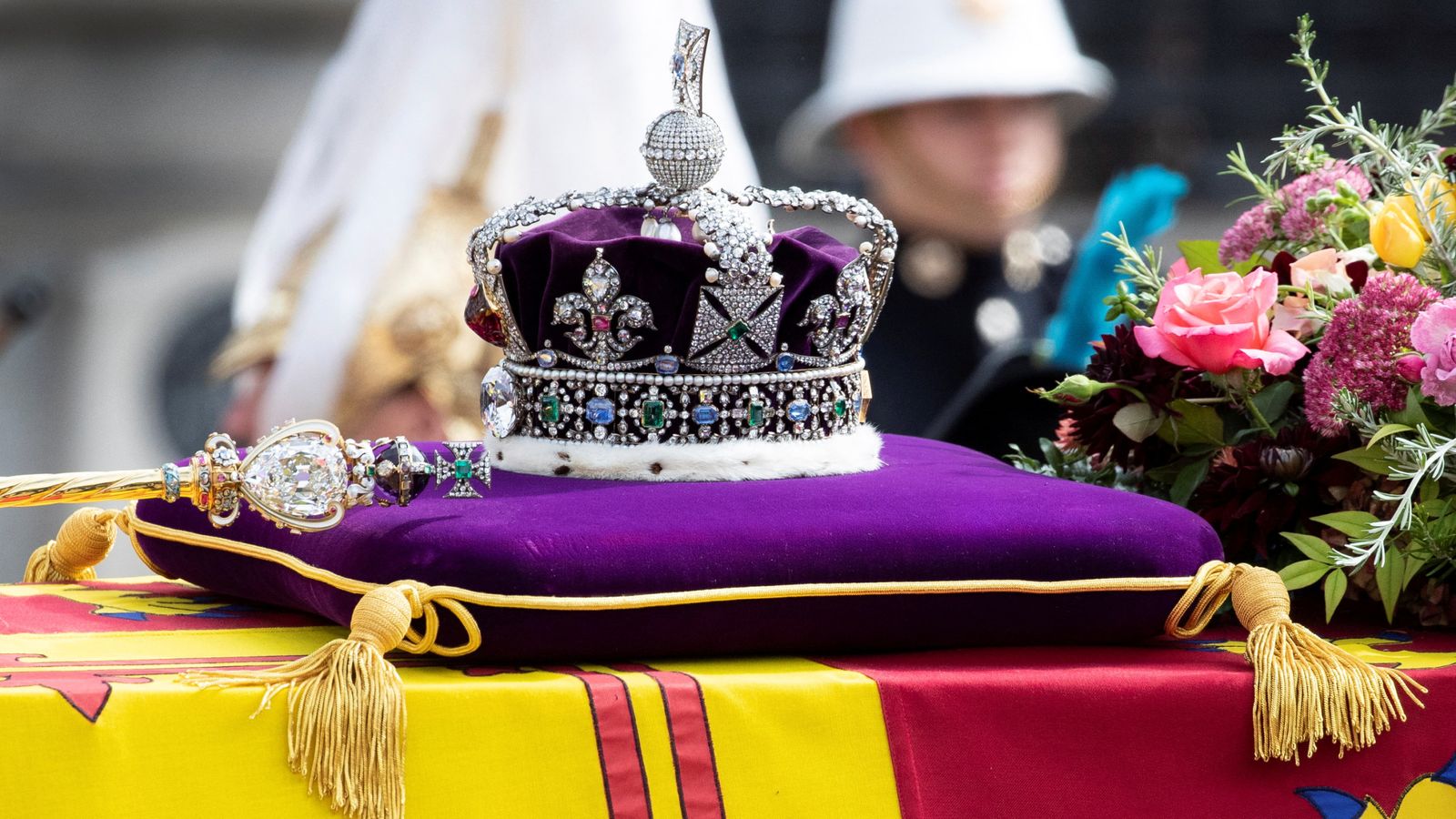 The Queen's final farewell | UK News | Sky News