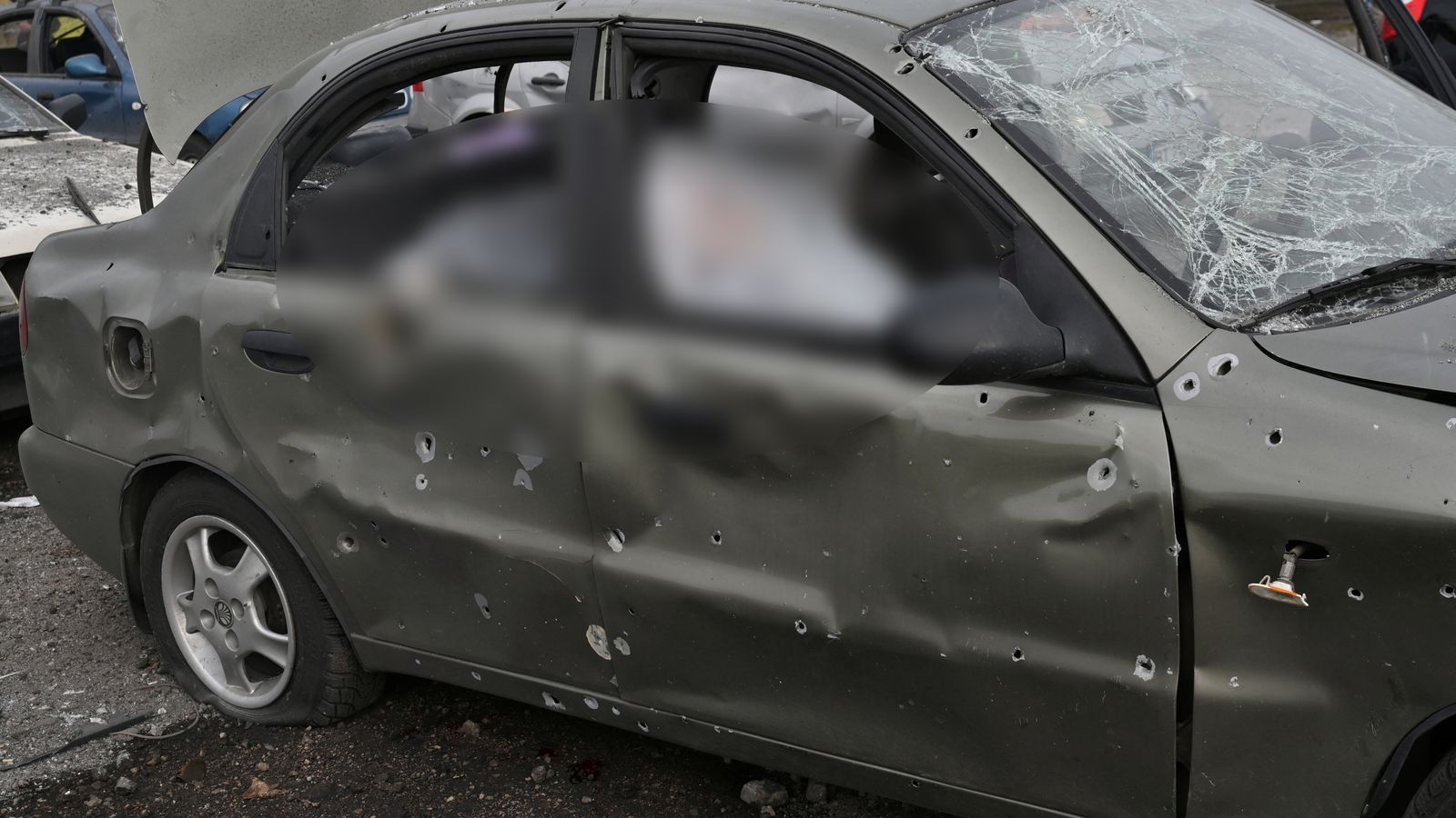 Ukraine war: Russian missile strike on humanitarian convoy kills 25 ...