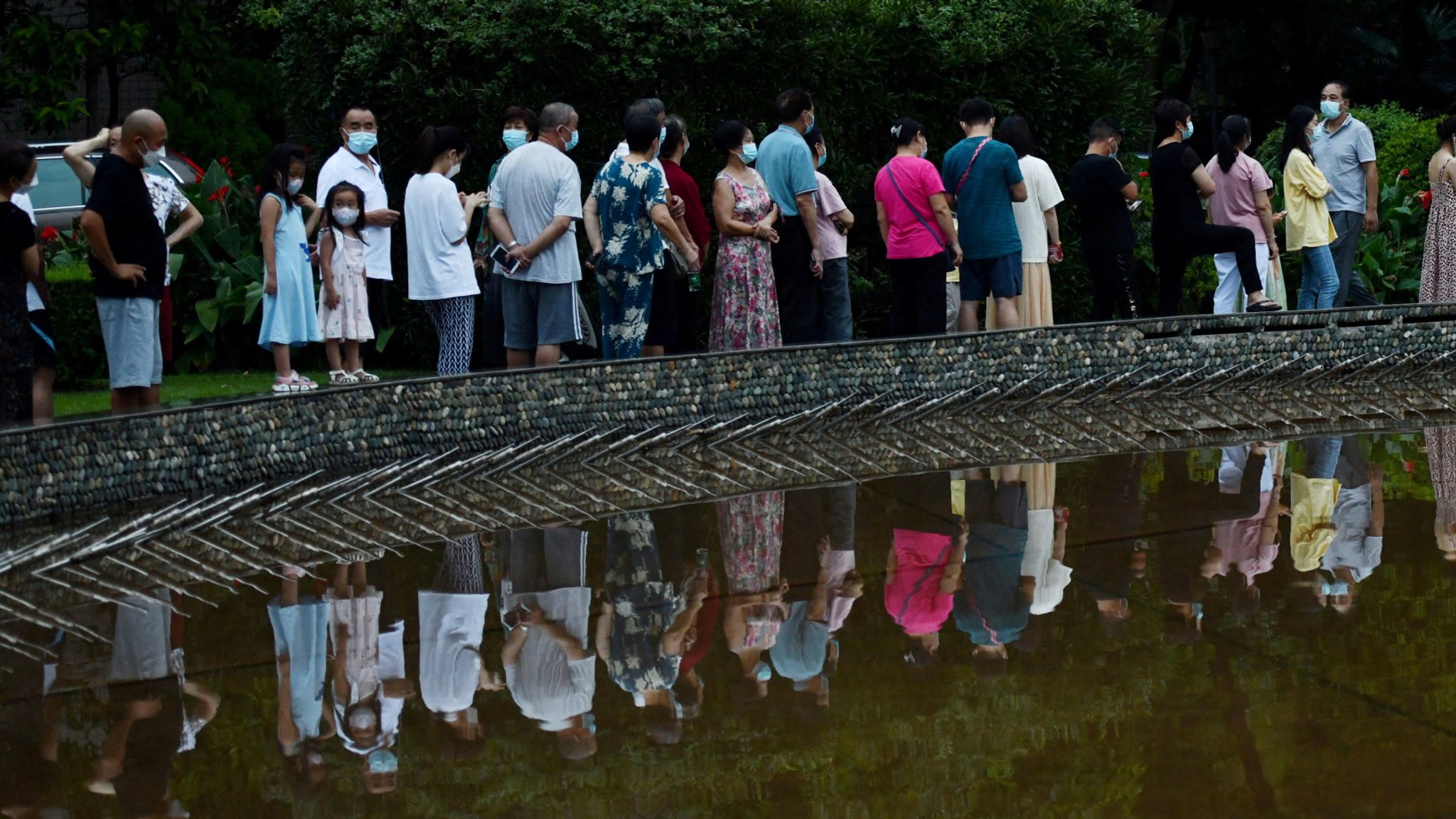 China urges citizens to stay home for National Day holidays as Chengdu ...
