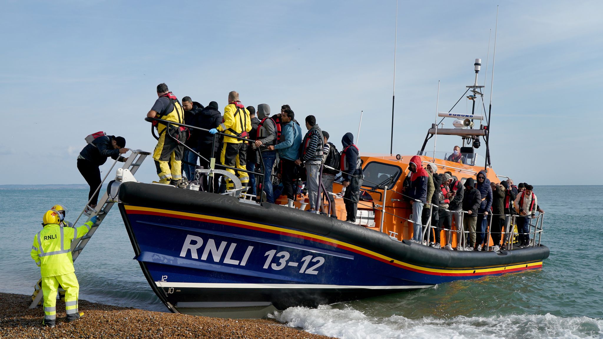Migrant put on plane to Rwanda 'wanted to die' before flight cancelled ...