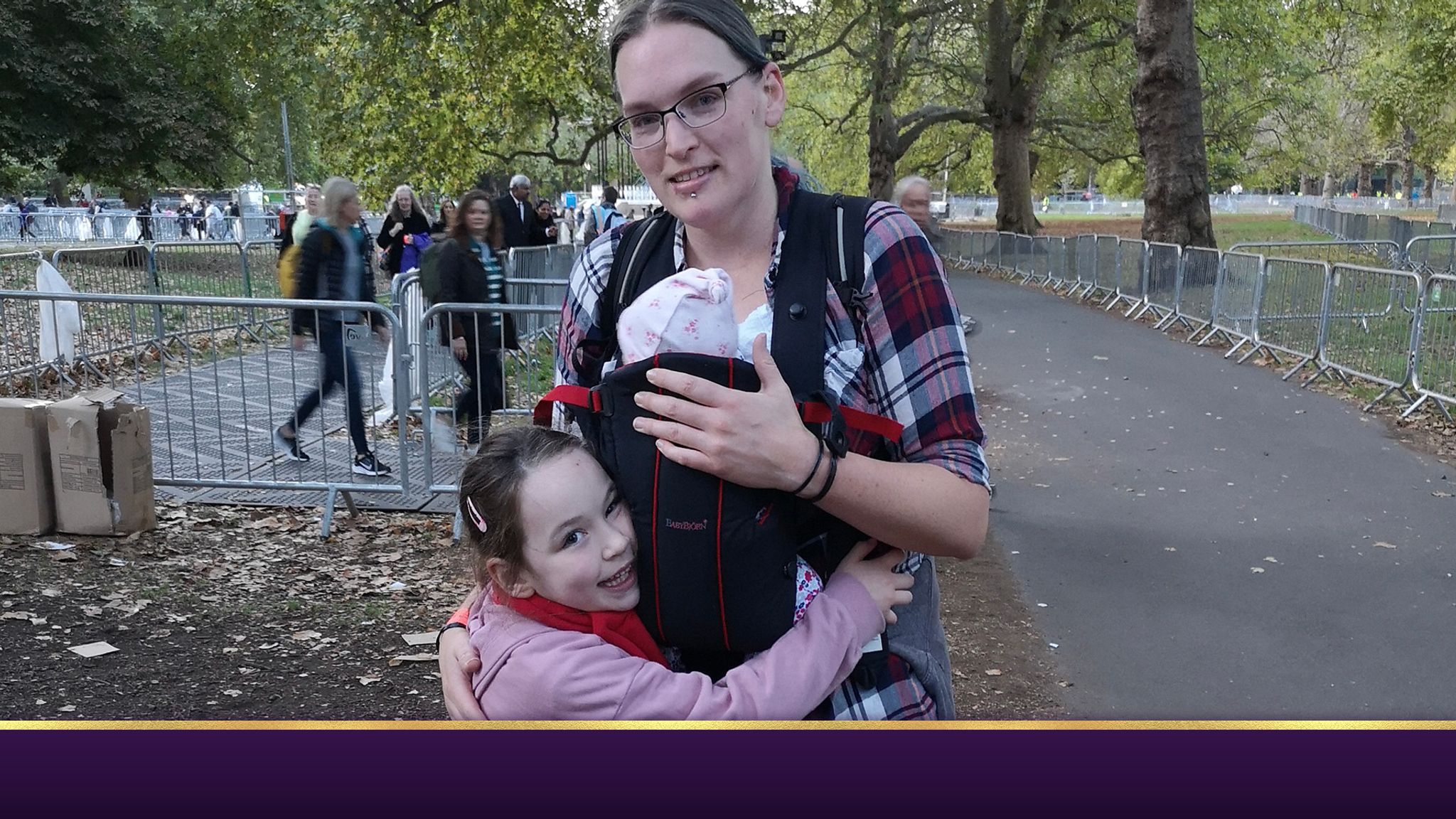 The people queuing twice to see the Queen lying in state | UK News ...