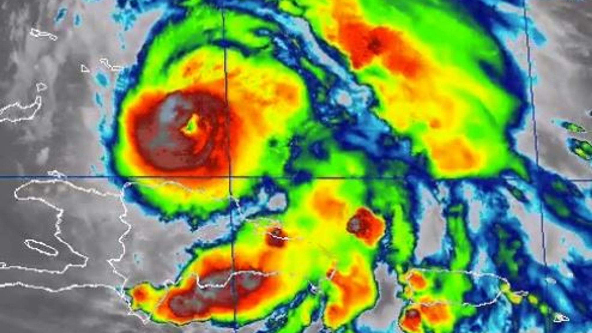 'Major' Hurricane Fiona becomes killer storm as it heads towards ...