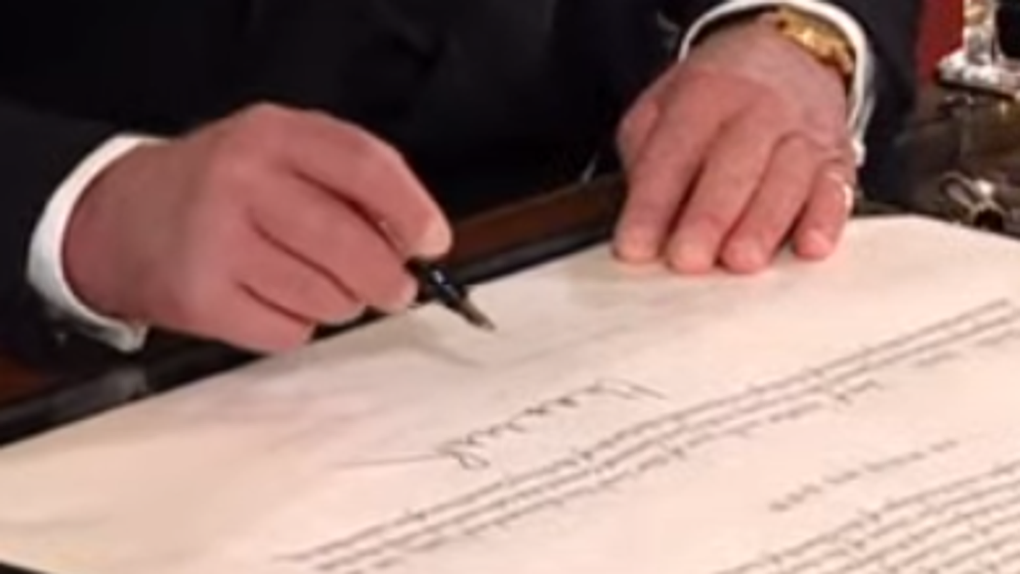 King Charles reveals new signature - and appears to show his royal ...