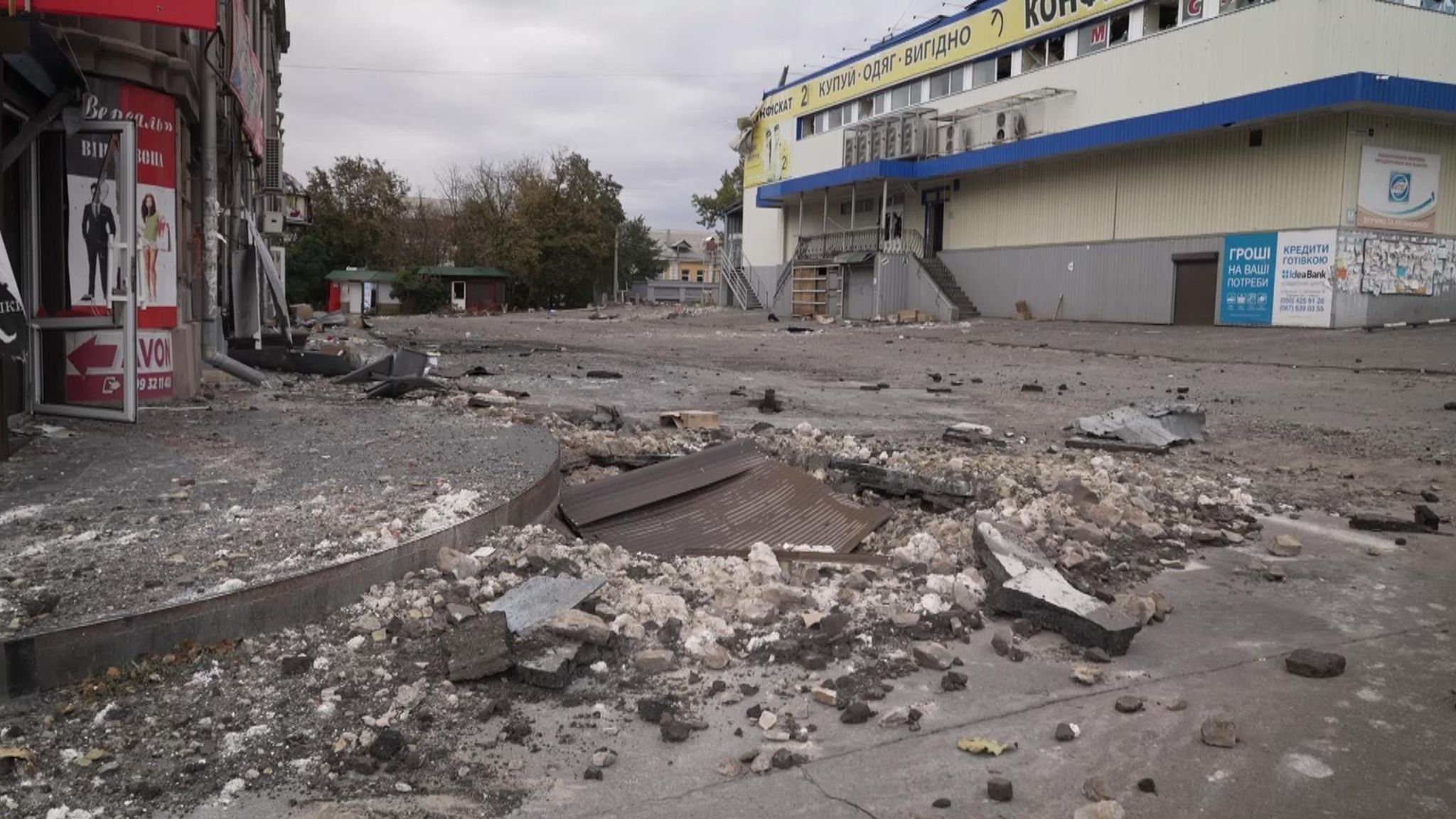 Civilians on the frontline say 'it's like hell' as Russia strikes back ...