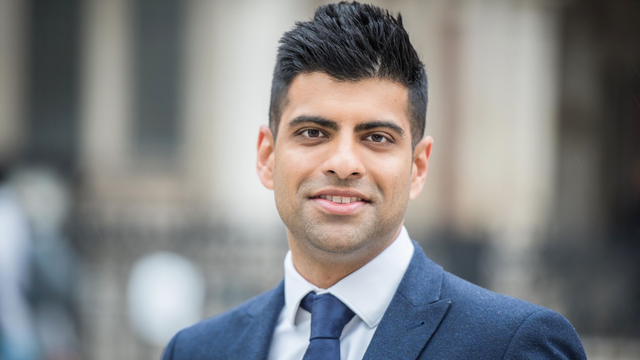 Veteran, lawyer and teacher among nearly 200 recipients of Queen's ...