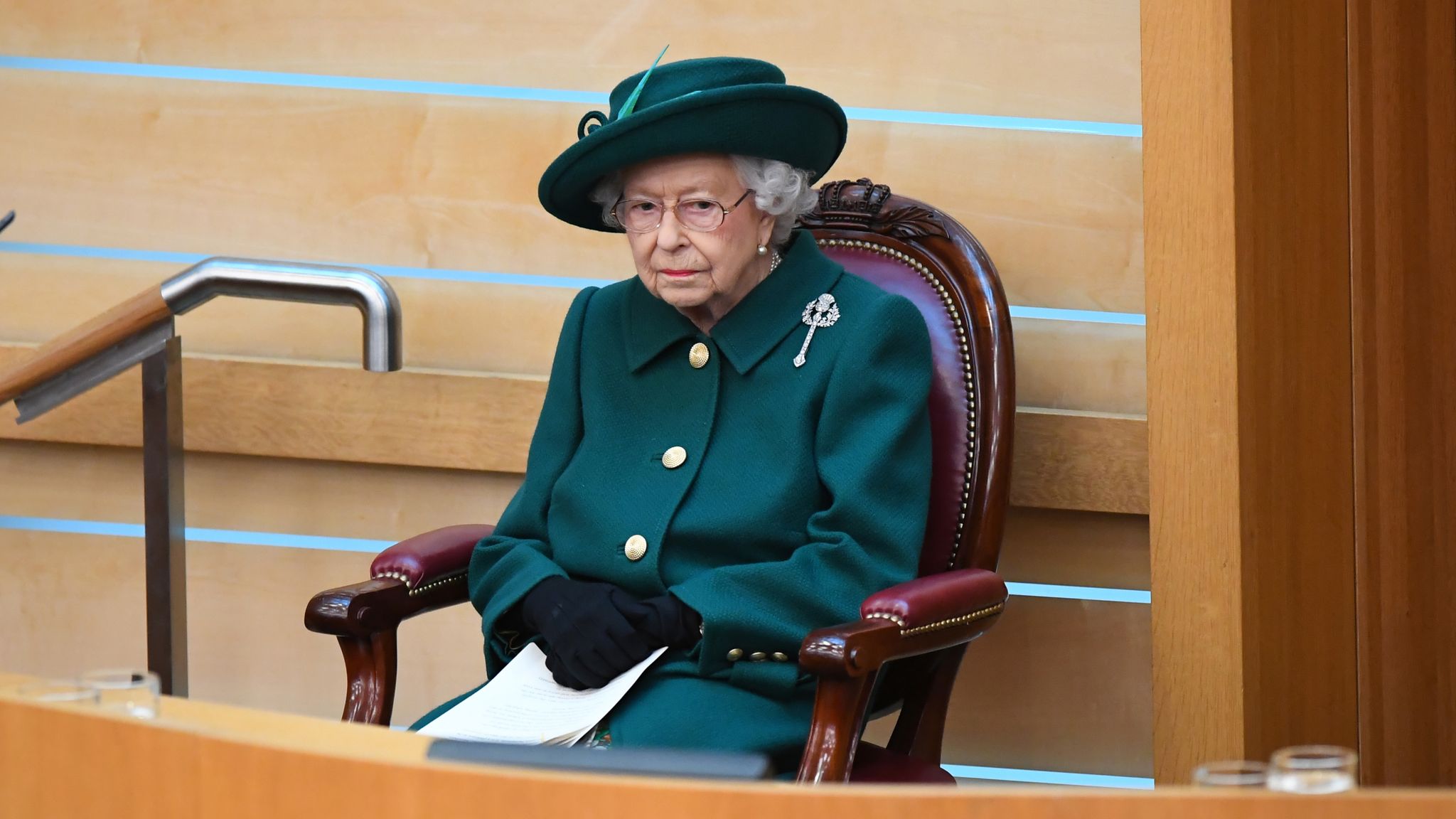 How the Queen adapted to Scotland's shifting politics - and put herself ...