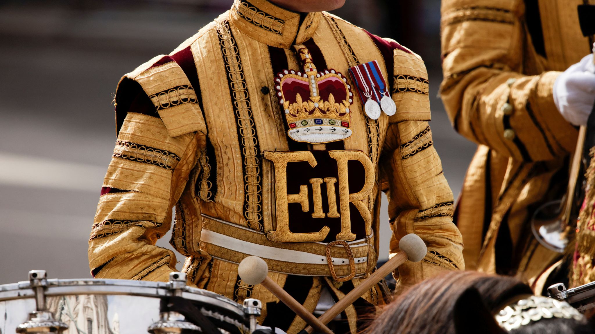 In pictures: Royals and foreign dignitaries together for Queen's ...