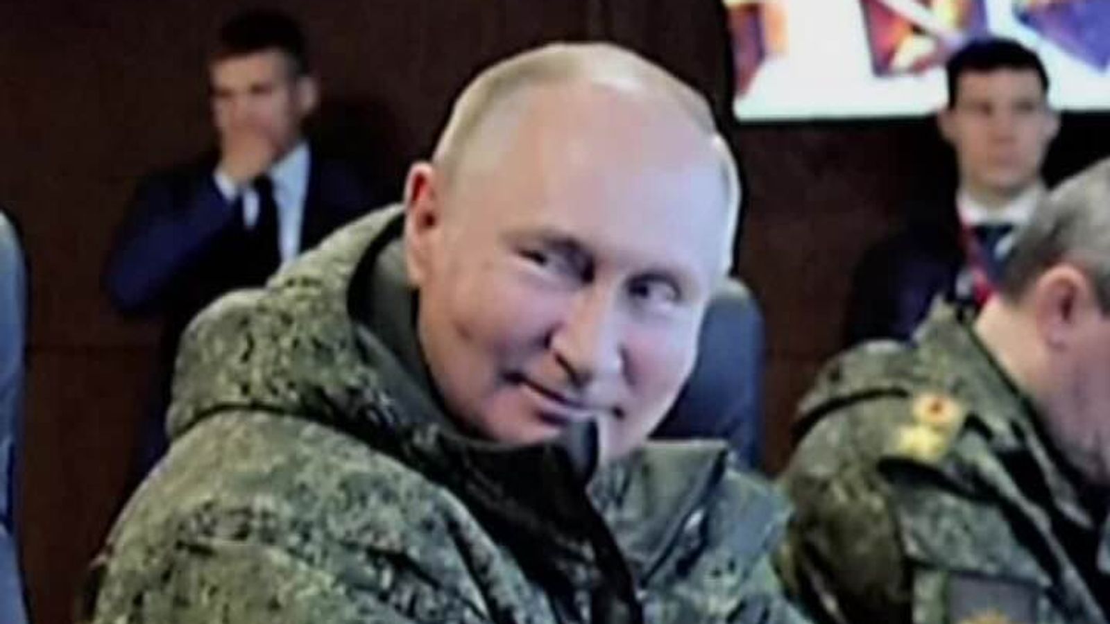 Will Putin use tactical nuclear weapons in Ukraine? | World News | Sky News