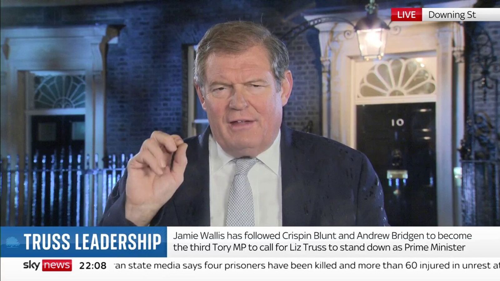 'Almost certain' more MPs will submit letters of no confidence, says ...