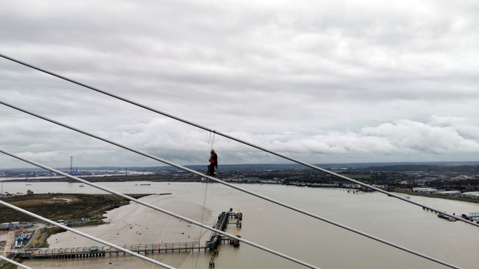 Dartford Crossing's QE2 bridge closed by Just Stop Oil protesters | UK ...