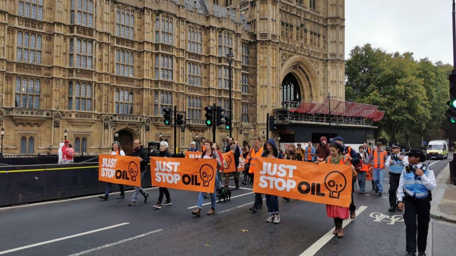 Who are Just Stop Oil - the climate activists who keep causing ...
