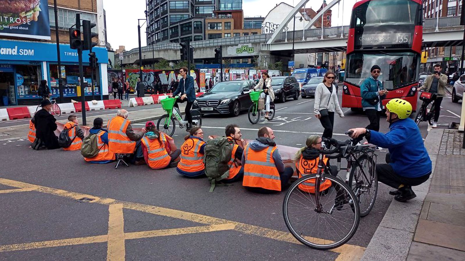 Home secretary unveils major crackdown to stop climate protesters ...