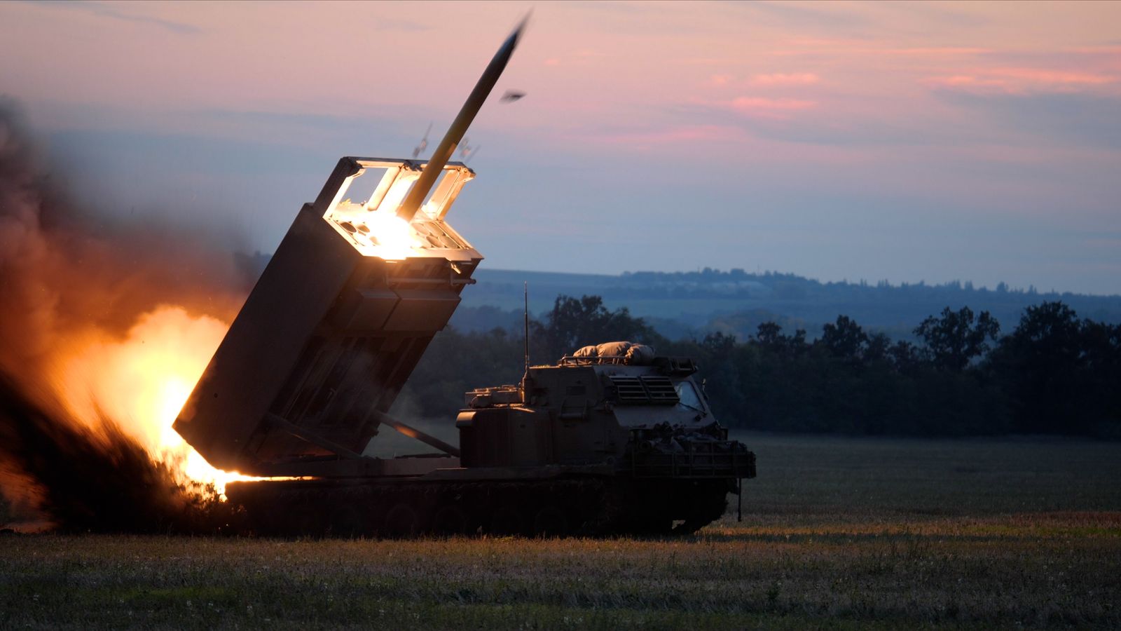 British rocket launchers used against Russia filmed for the first time ...