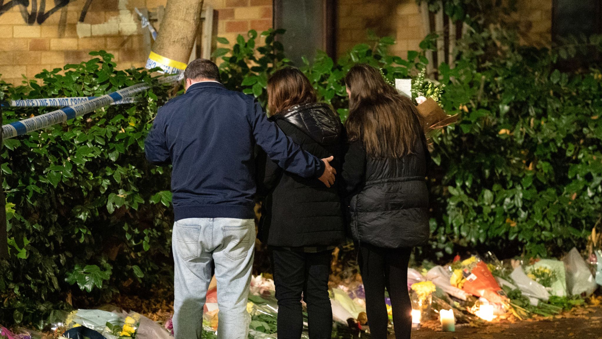 Leah Croucher's parents lay flowers at house where remains were found ...