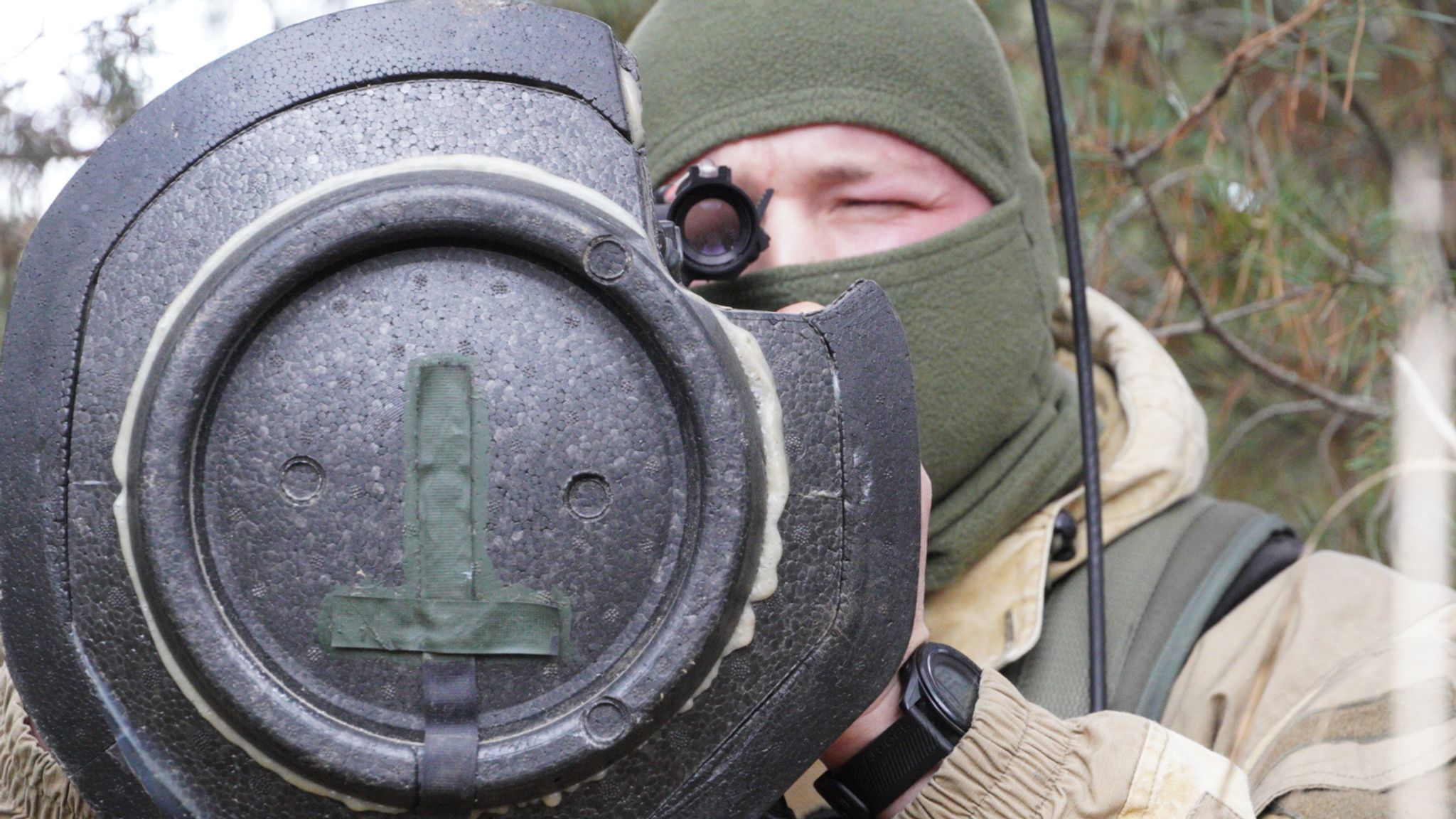Ukraine war: 'There is only us and them - enemies' - Ukrainians dug in ...