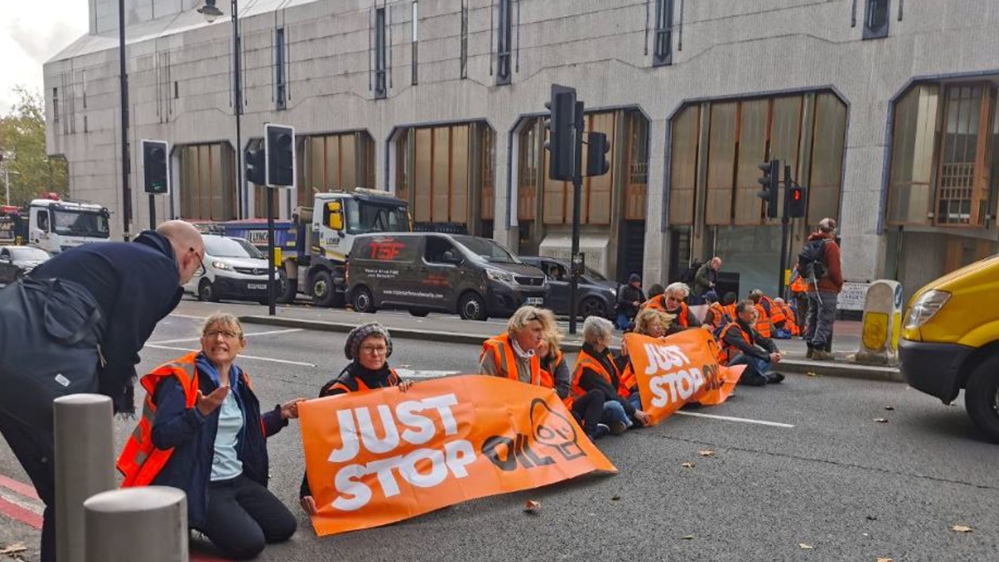Twenty-one arrested as Just Stop Oil protesters block A4 in central ...