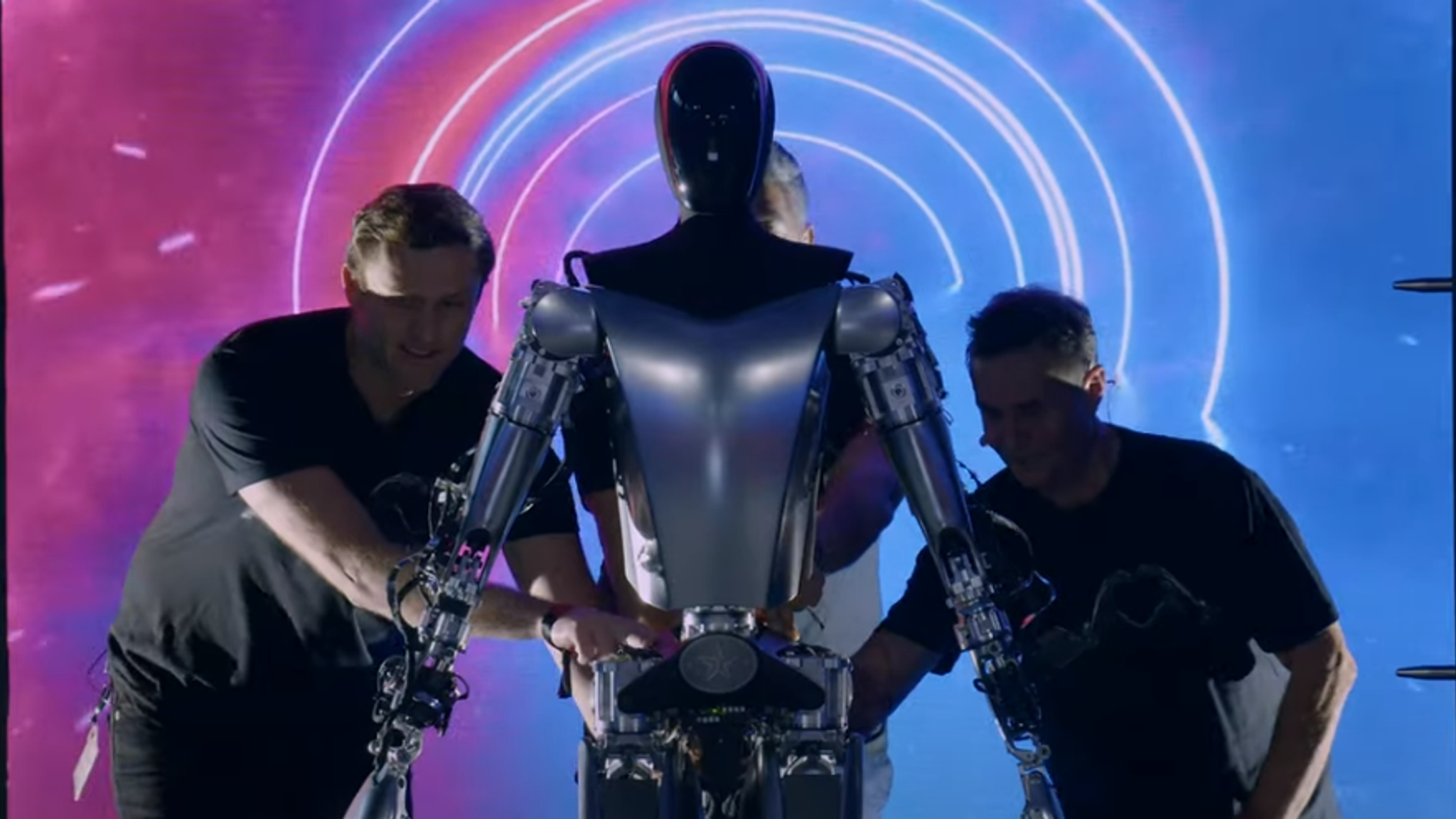 Elon Musk debuts Tesla's first humanoid robot with eye on mass market ...