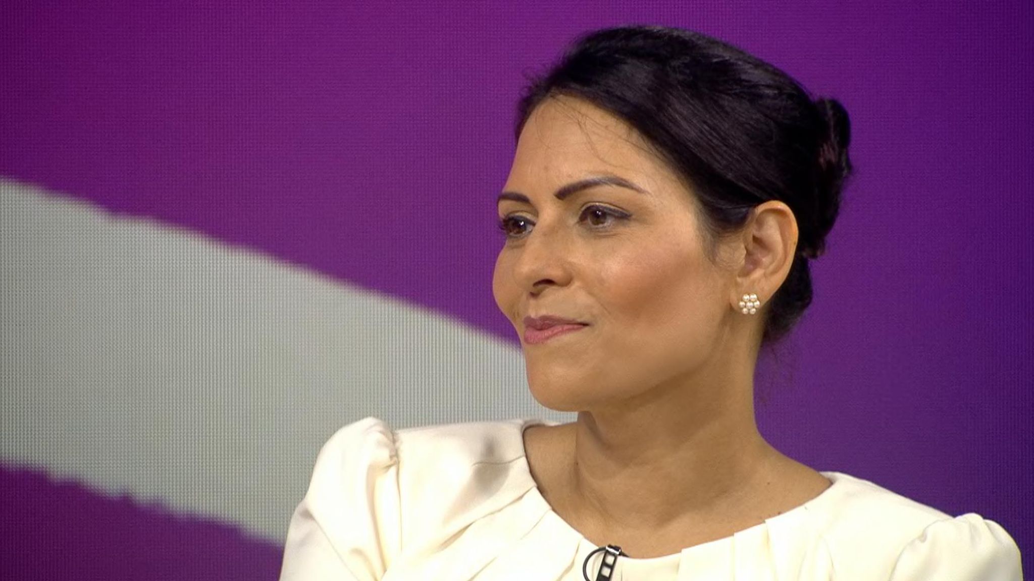 Who was named as criticising the Boris Johnson partygate report ...