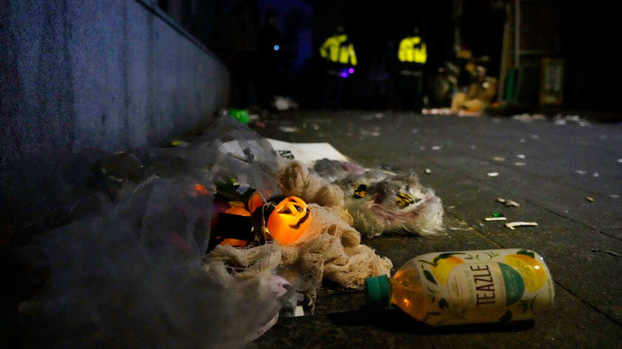 South Korea stampede: Were early warning signs of Halloween crowd crush ...