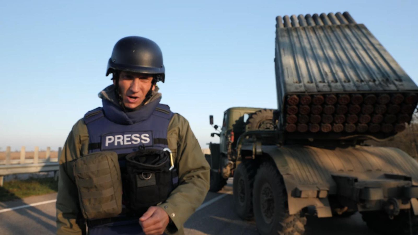 Sky joins troops near Kherson | World News | Sky News