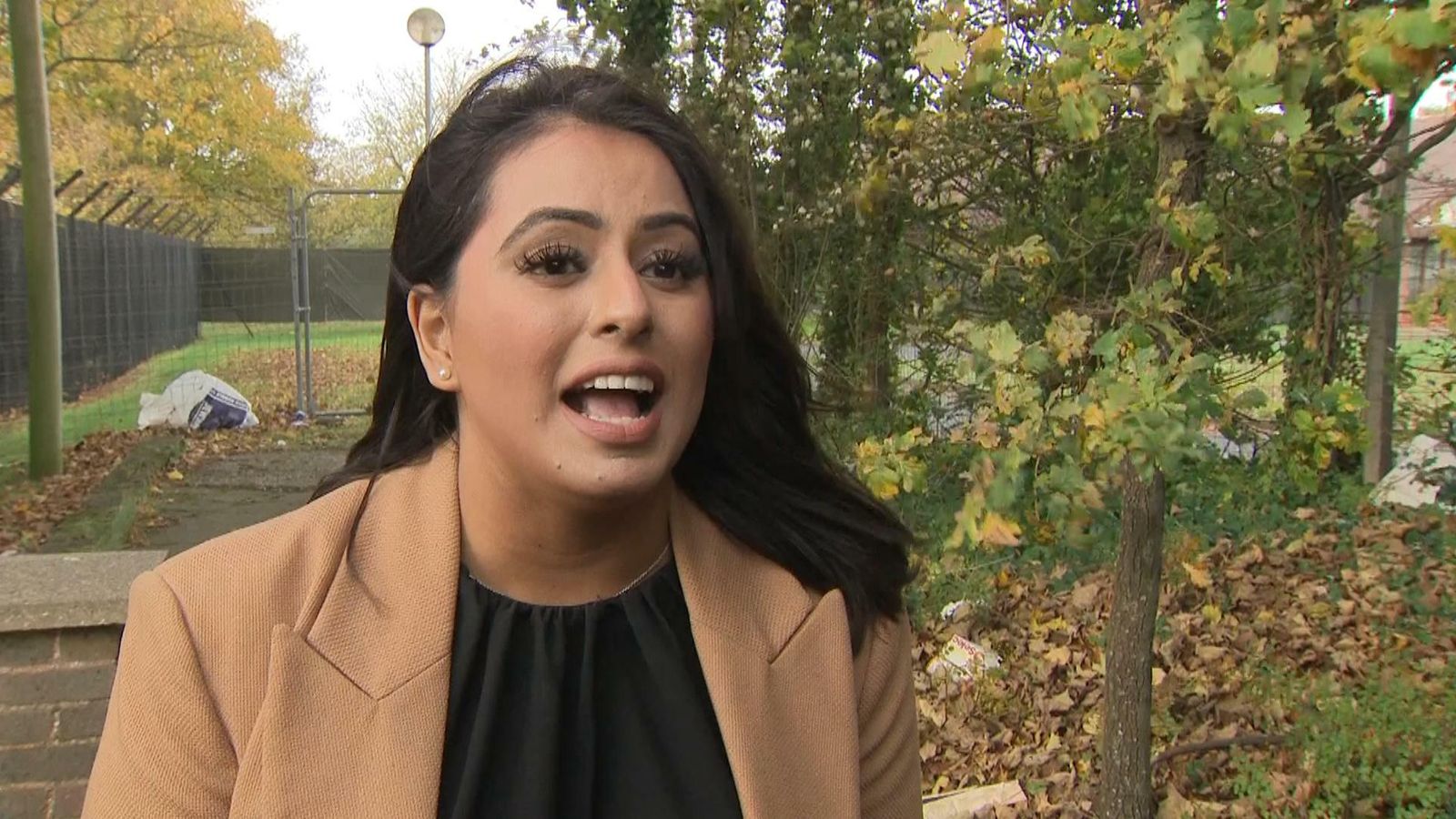 'I am uncomfortable' says MP visiting Manston immigration processing ...