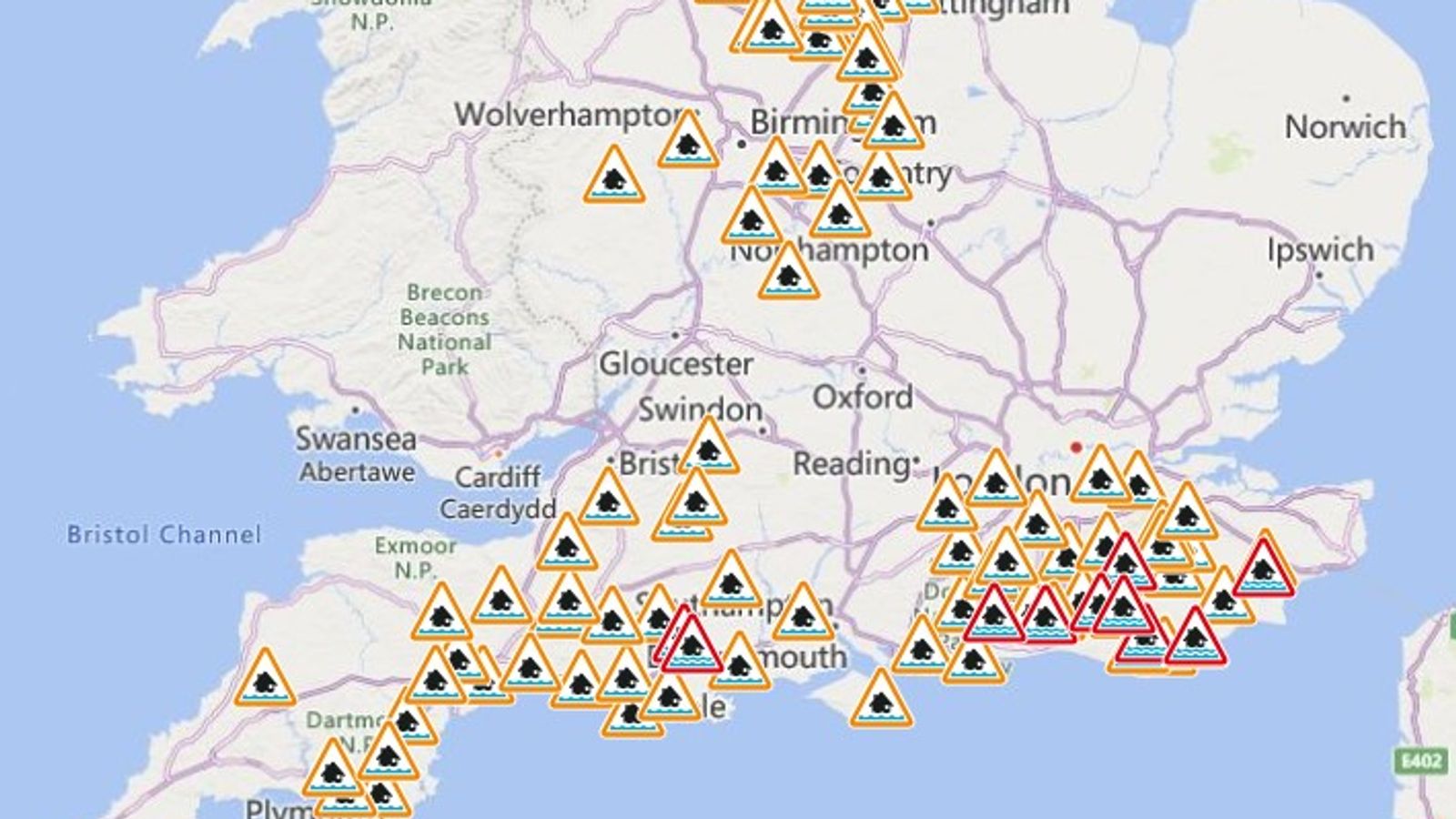 UK weather: Heavy rain and flood warnings as UK set for 'atrocious ...