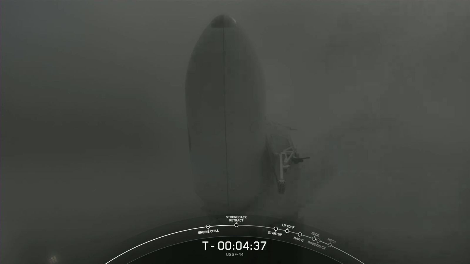 SpaceX launches its powerful Falcon Heavy rocket from NASA's space ...