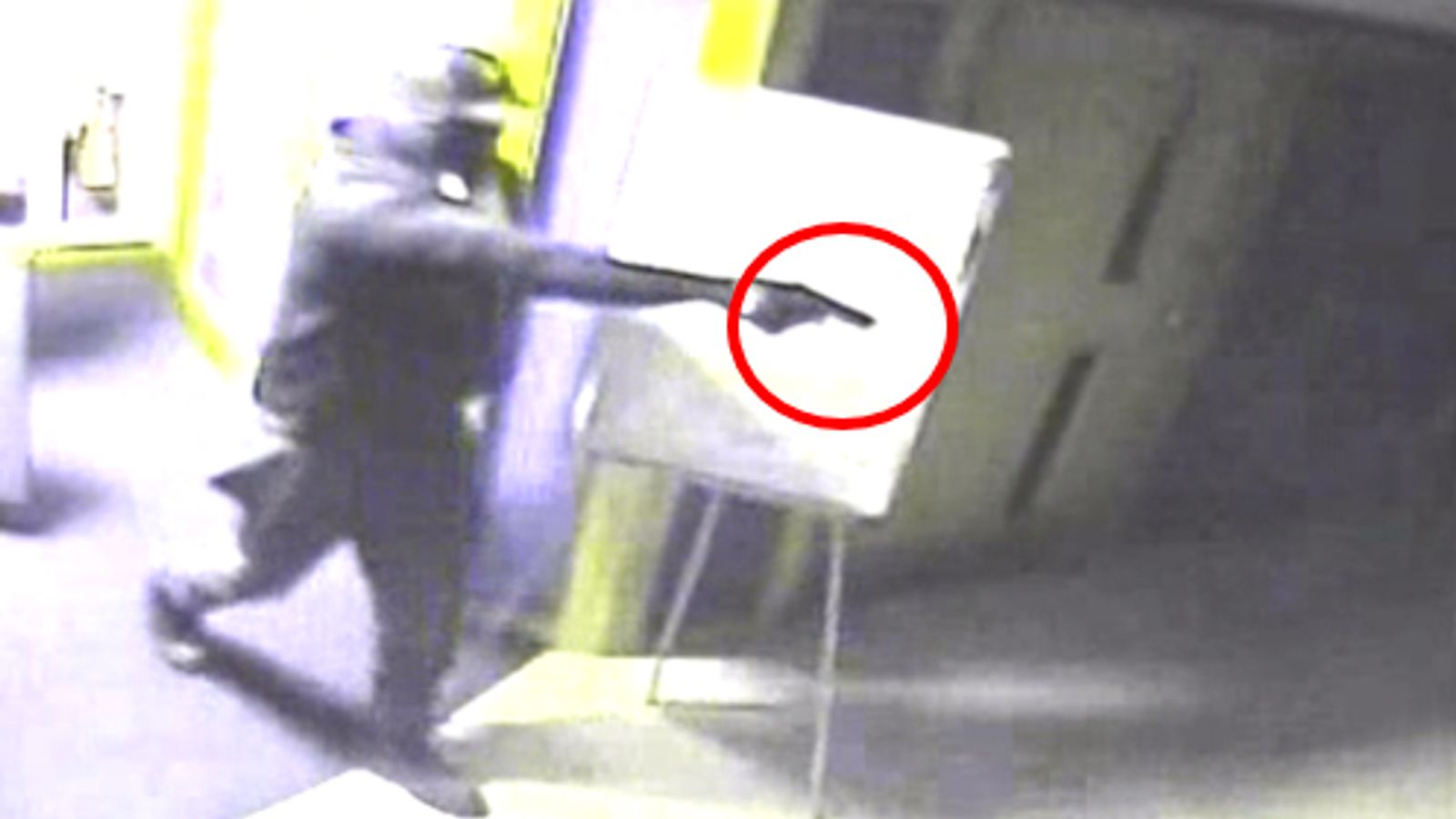 Violent armed gang members jailed after attacking security guards ...