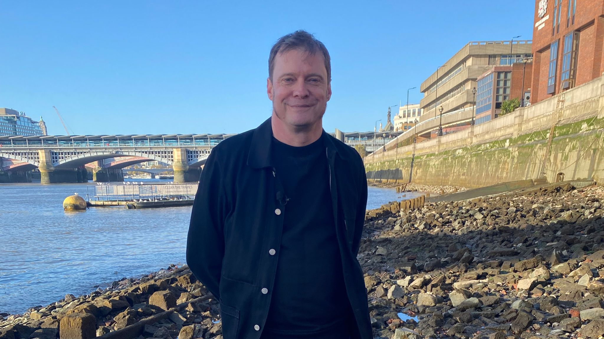 History in the palm of your hands: New wave of 'mudlarkers' digging up ...