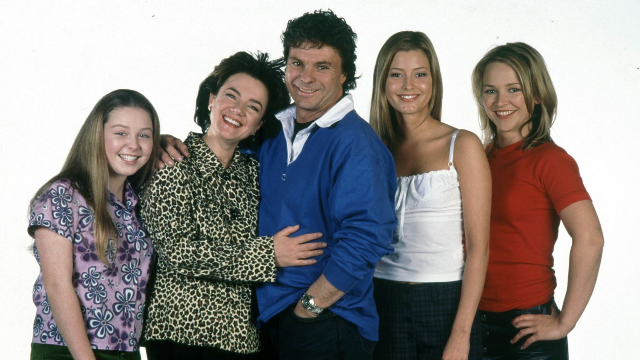 Neighbours star Kate Keltie diagnosed with 'aggressive' stage four ...