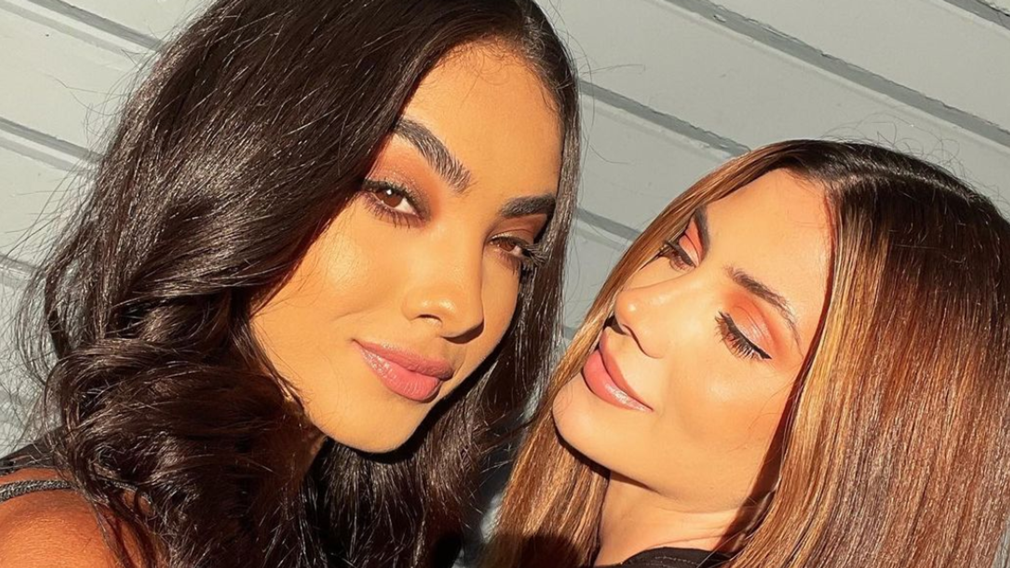 Miss Puerto Rico and Miss Argentina announce they secretly got married ...