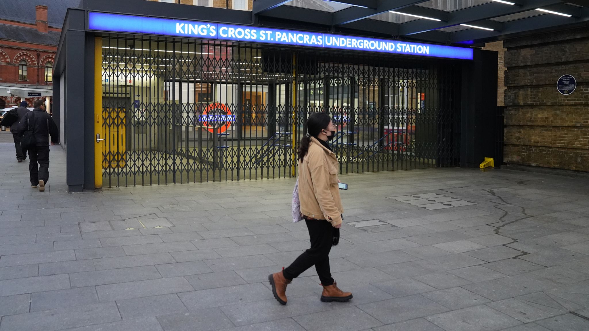 London Underground strike causing travel disruption across capital | UK ...