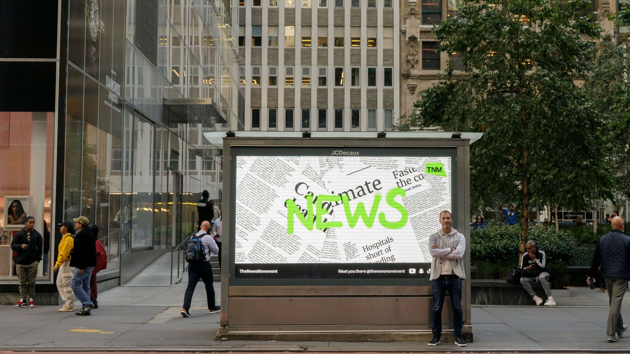 Newspaper veteran Montgomery takes stake in social-first news start-up ...