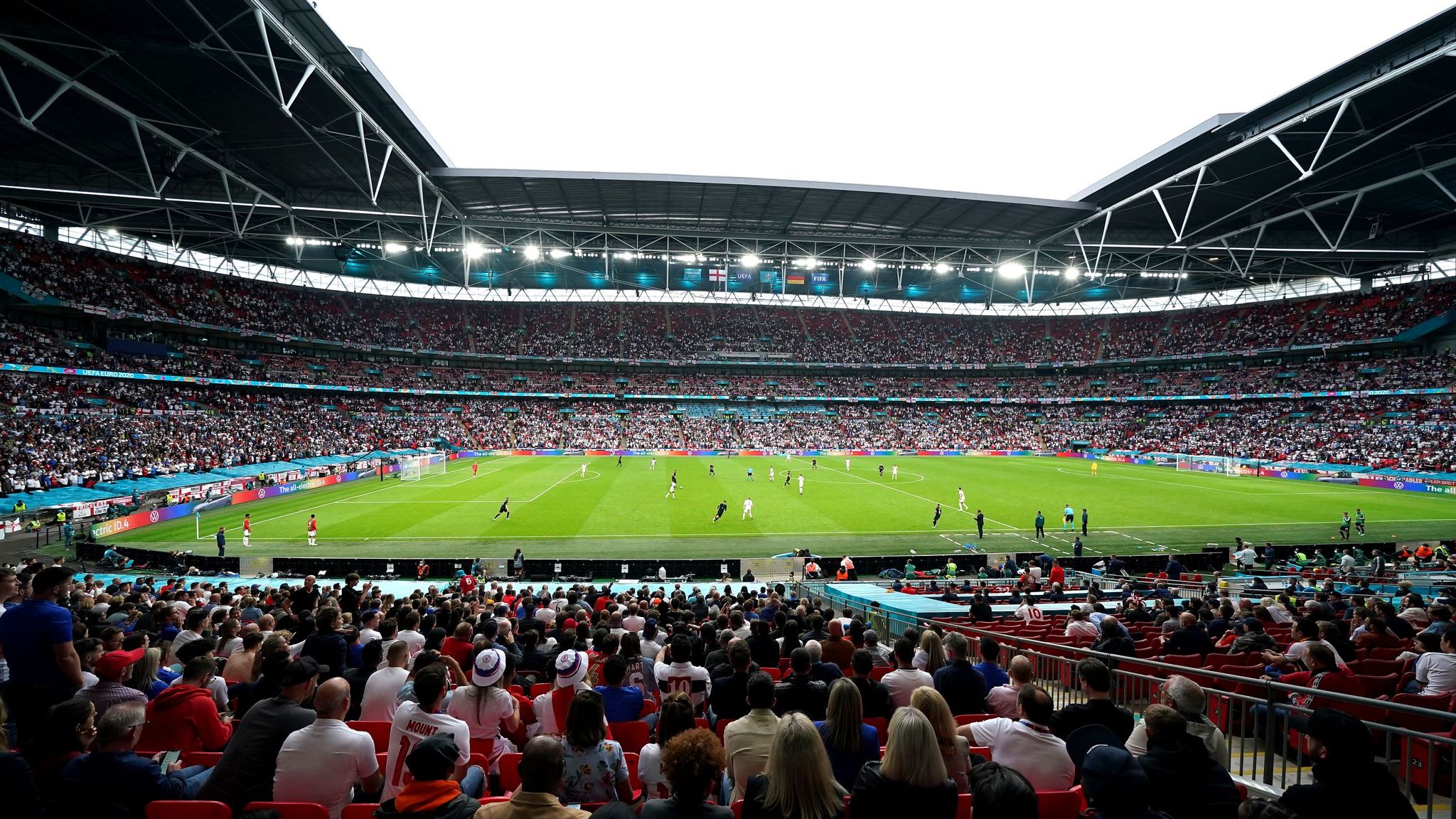 Euro 2028: UK and Ireland submit final bid - as stadium list revealed ...