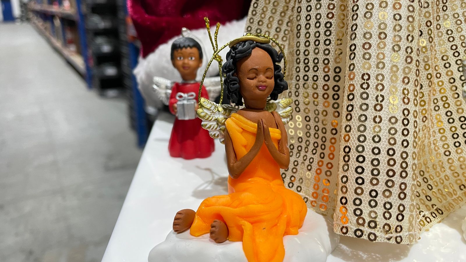 Ethnically diverse Christmas decorations help 'conversations about race ...