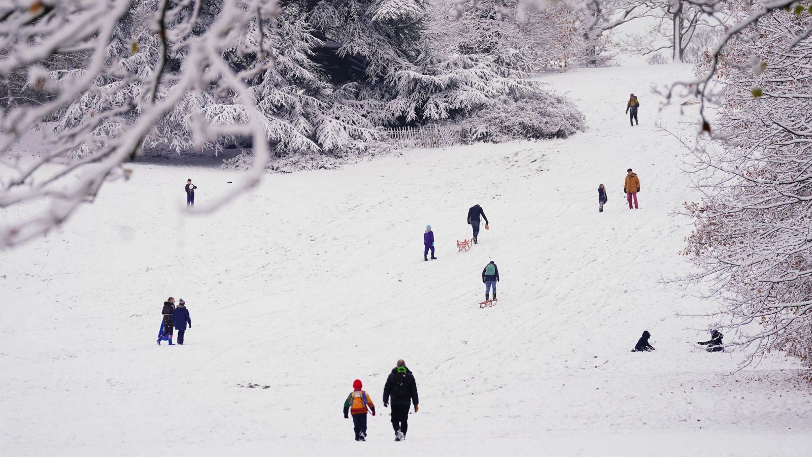 UK weather: The big freeze across Britain in pictures | UK News | Sky News
