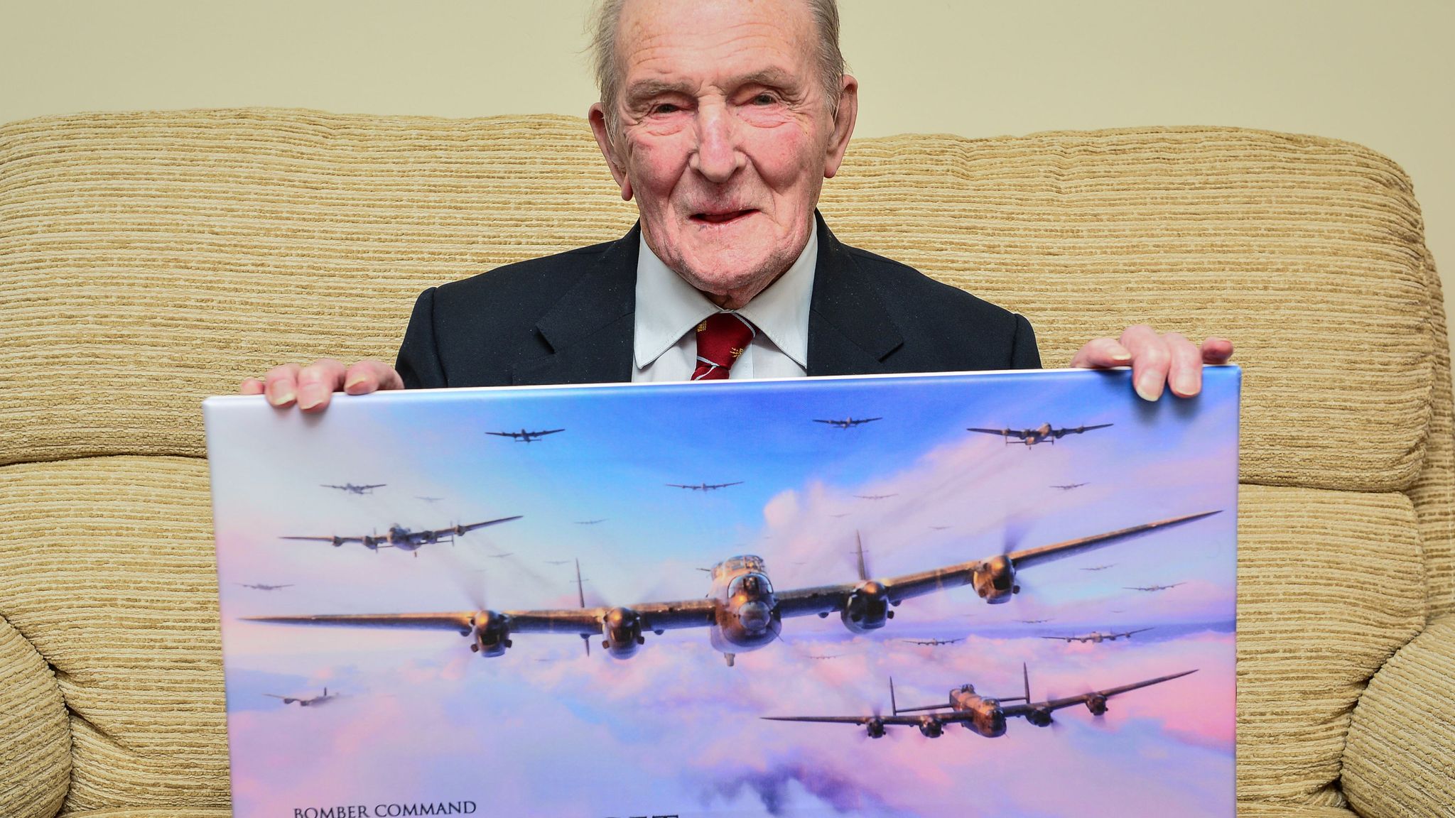 Last surviving Dambuster, George Leonard 'Johnny' Johnson, dies aged ...