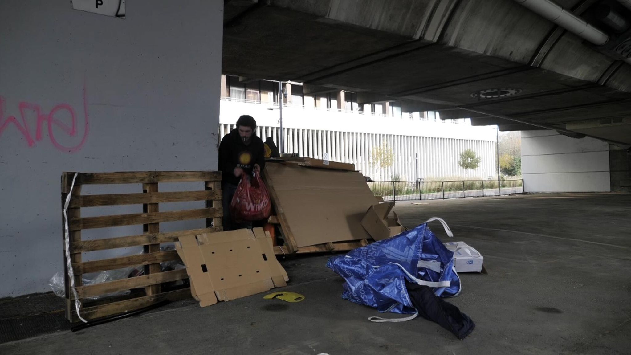 Facing Christmas in a cardboard shack - the vicious cycle of mental ...