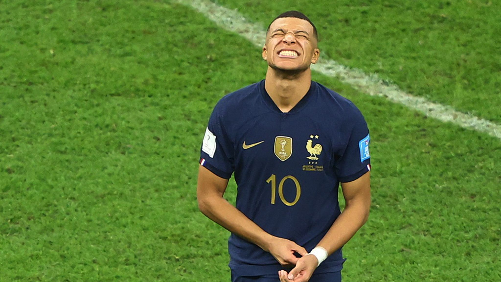 Kylian Mbappé responds to Emi Martinez's World Cup jibes as he looks ...