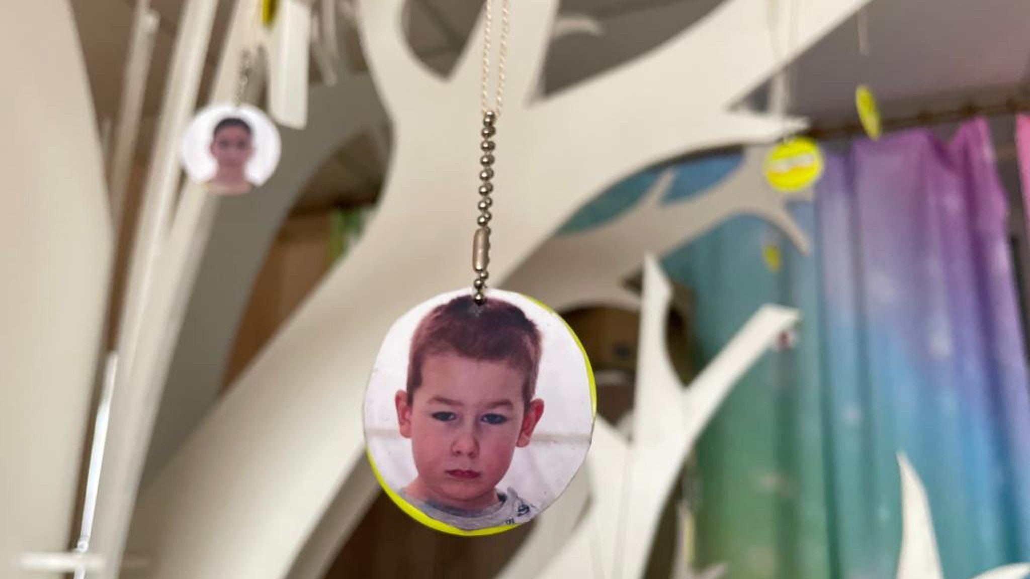 CCTV shows chilling moment Russian FSB agents and soldiers scour ...