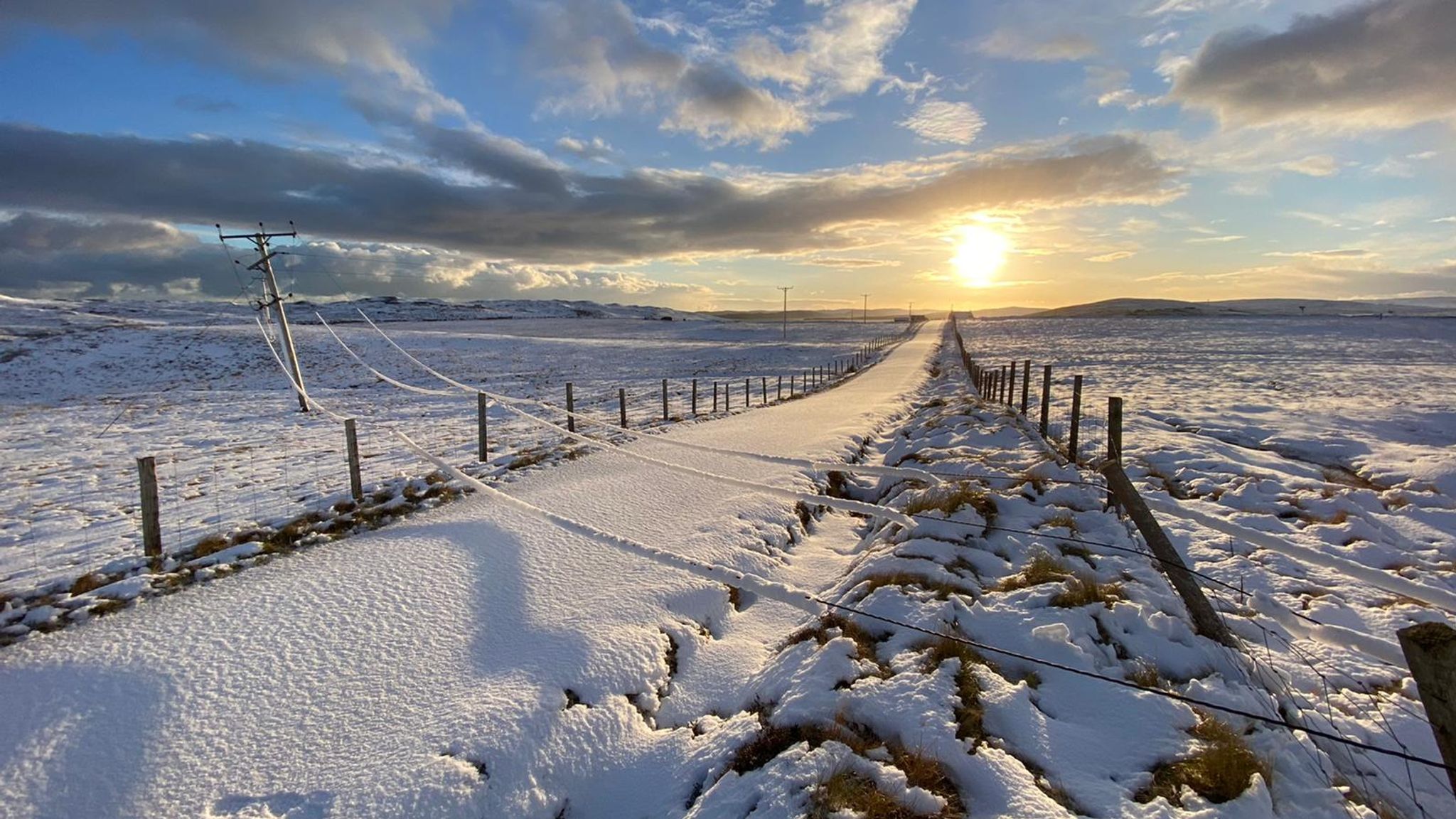 UK weather: Power lines snapped like matchsticks in worst conditions on ...