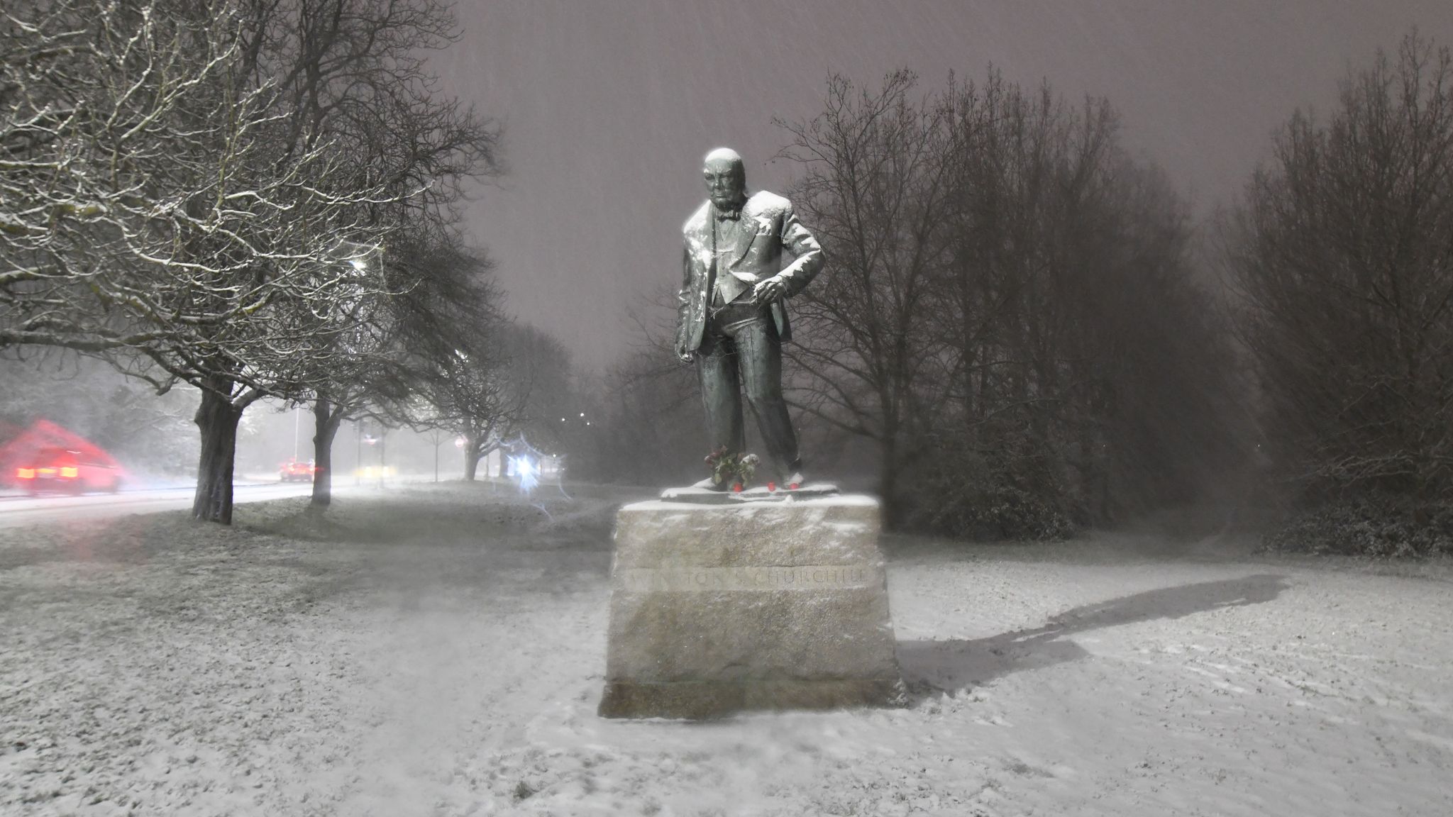 UK weather: The big freeze across Britain in pictures | UK News | Sky News