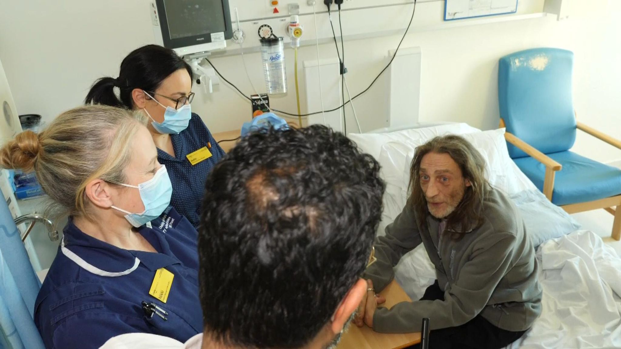 How the NHS is using 'virtual wards' and smartphones to clear beds at ...