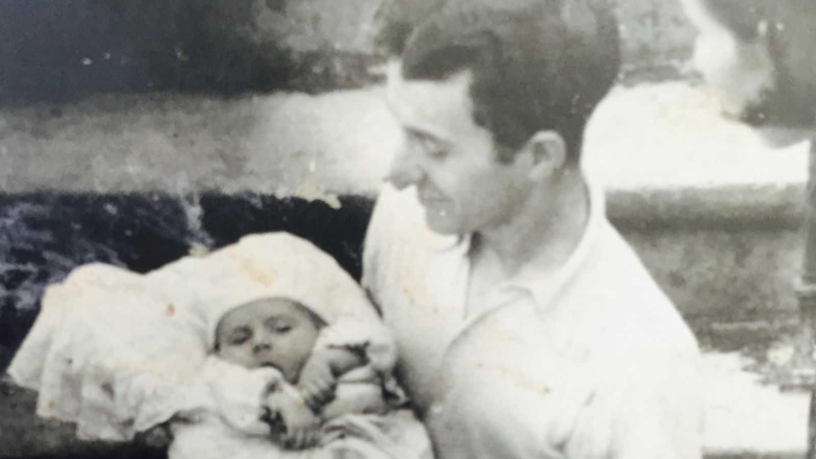 Holocaust Memorial Day: Survivor describes horror of watching Nazi ...