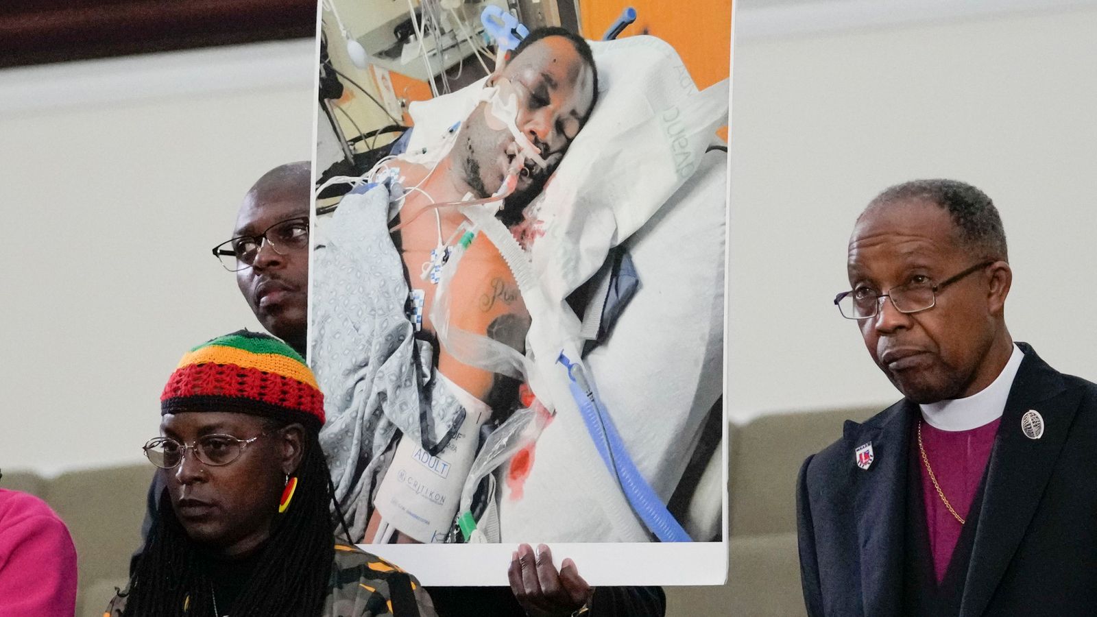 Tyre Nichols: Man who died after 'three-minute police beating' was ...