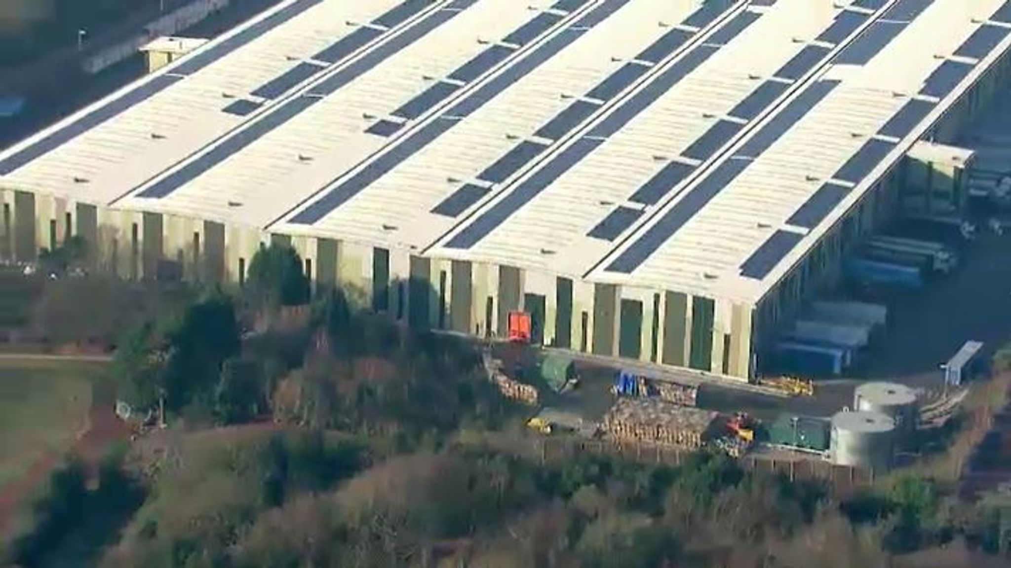 Amazon strike: First formal walkout on British soil has begun | Money ...