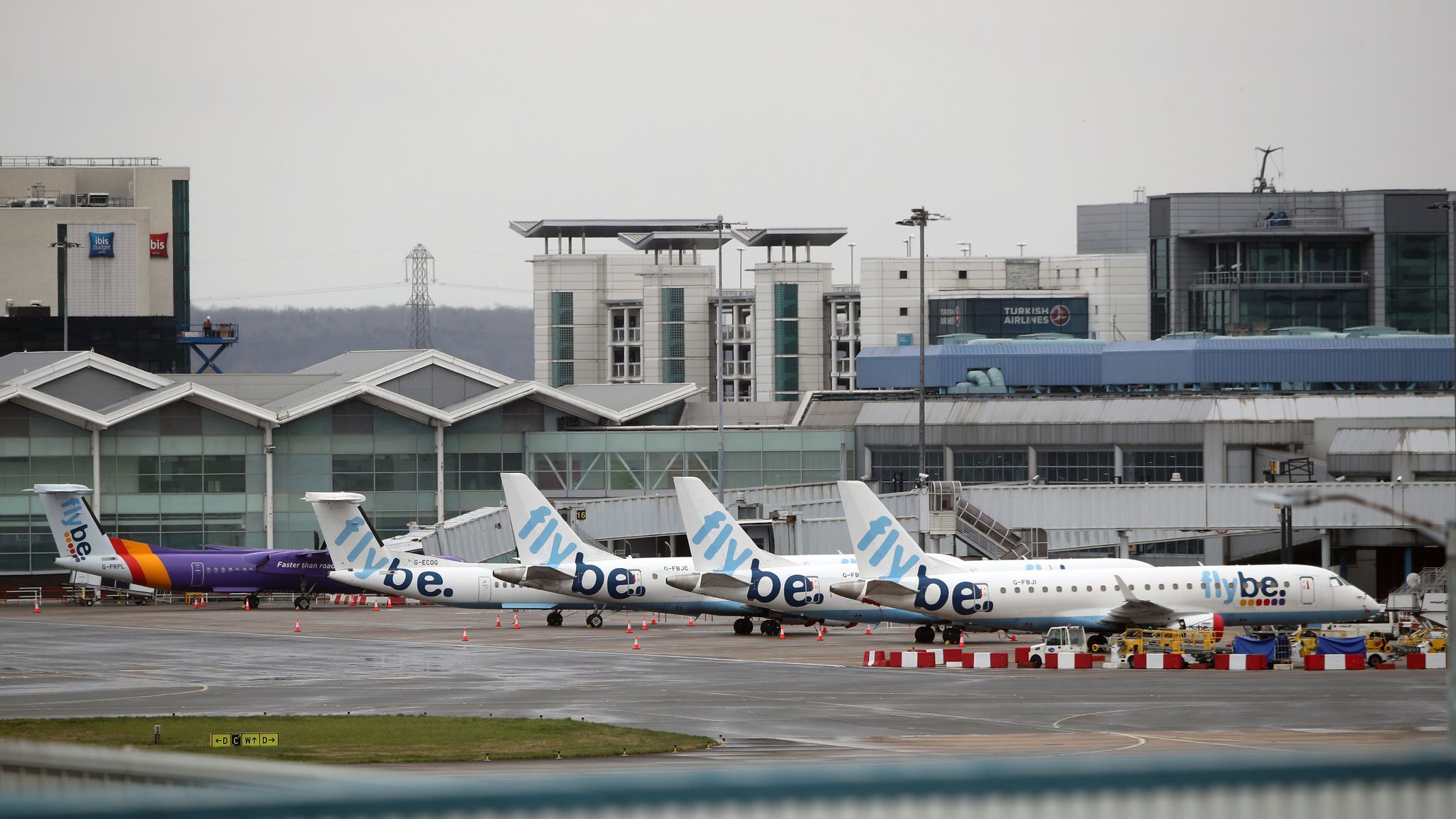 Flybe: What are passengers' rights when flights are cancelled by a ...