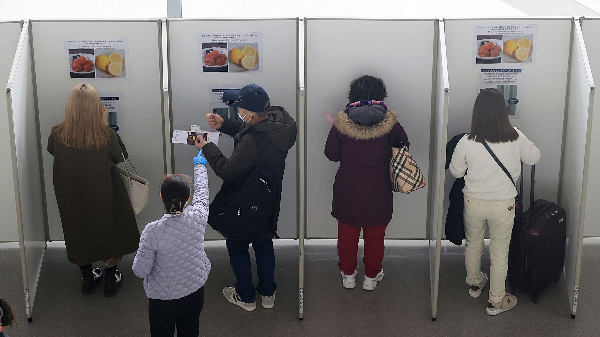 China halts short-term visas for South Koreans in retaliation for COVID ...