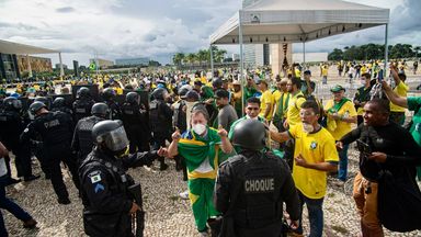 Two years after the Capitol riots in the US - Brazil now faces the ...